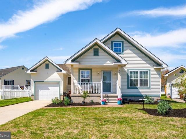 5 Misty Shore Dr, Berlin, MD 21811