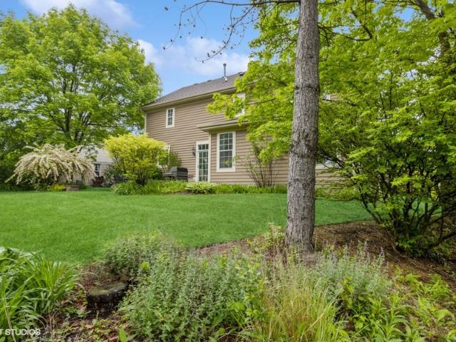 5 N Chestnut Court