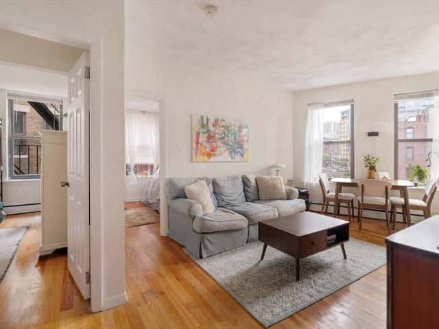 5 N Margin St, Unit 5, Boston, MA 02113 | MLS #73502 | Compass