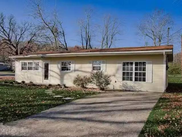 5 N POLLARD AVE, FAYETTEVILLE, AR 72701 Single Family Residenc.