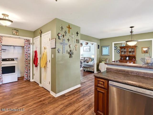 5 N Reba Drive