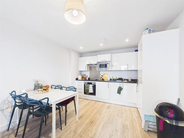 5 Neptune Place, Liverpool L8, Property to rent, £1,150 pcm | PrimeLocation