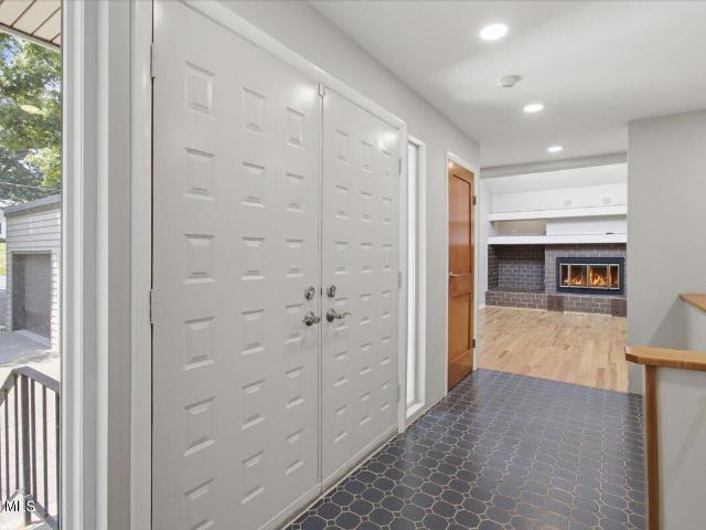 5 Newell Court