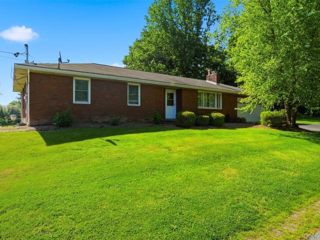 5 Oak Ridge Drive
