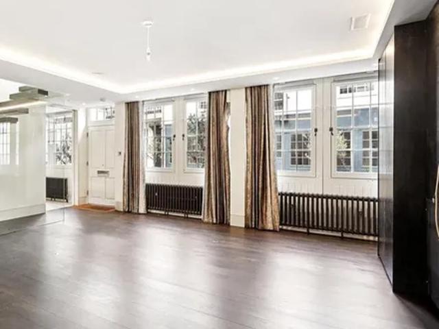 5 Old Barrack Yard, London, SW1X 7NP, United Kingdom | 3 bed house for rent #118301230 | Rentberry