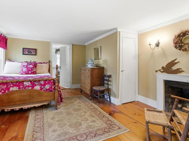5 Old Manchester Rd, Amherst, NH 03031 | MLS #5084