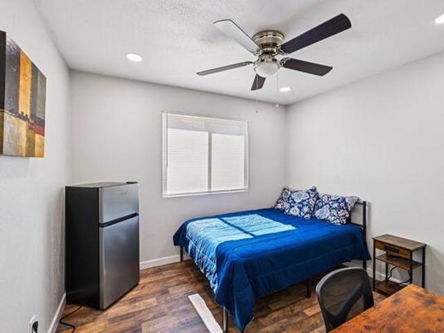 5 On Suites Newly Remodeled, Near I17 & Bell Road, Ample Parking, Quiet Neighborhood