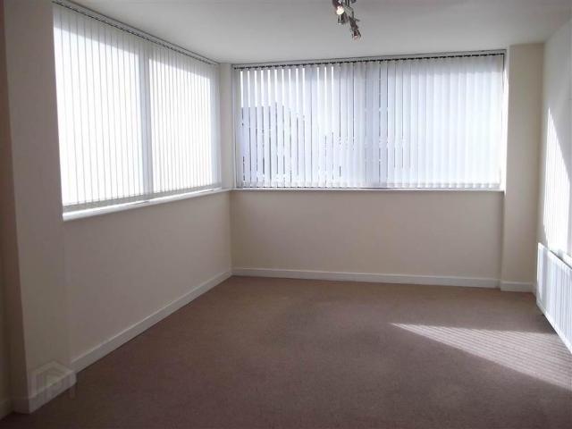5 Orchard House, Mark Street, Newtownards, BT23 4WS