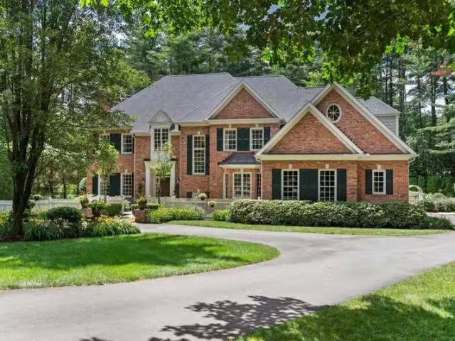5 ATWATER TER, FARMINGTON, CT 06032 Single Family Residence Fo.