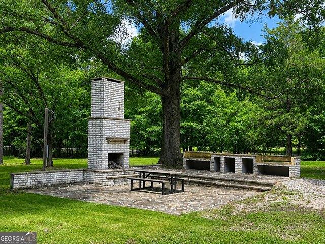 5 Adams Rd, Union Point, GA 30669