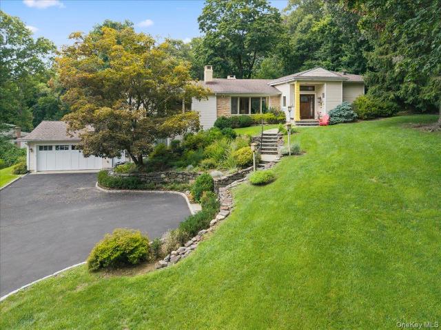 5 Agnes Circle