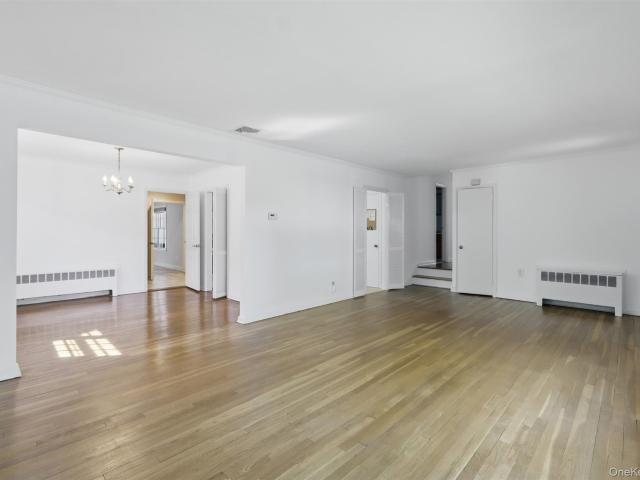 5 Albro Lane