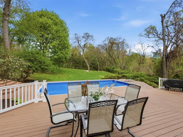 5 Allyson Place