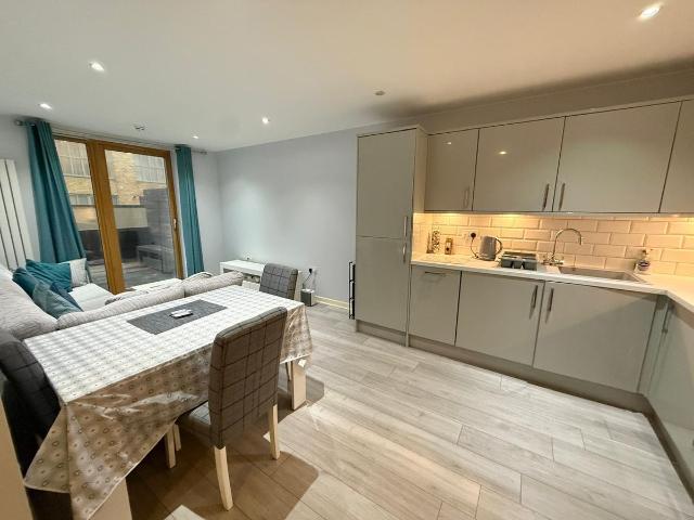 5 Arboretum Place IG11, 1 bed flat to rent, £1,500 pcm | PrimeLocation