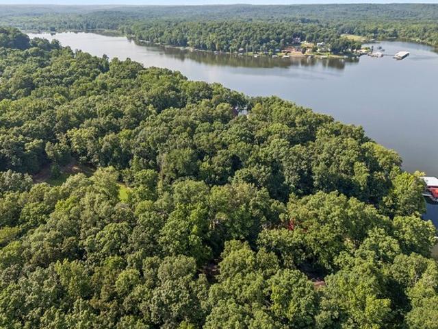 5 Argyle Rd, Camden, TN 38320