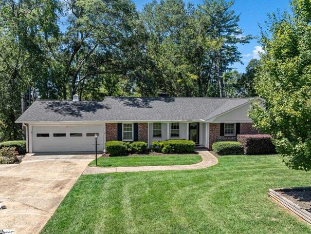 5 Badger Dr, Taylors, SC 29687