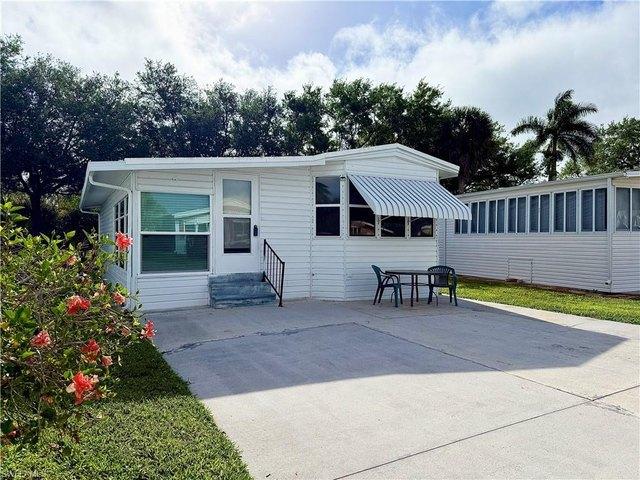 5 Bass Ln Unit 5, Naples, FL 34114