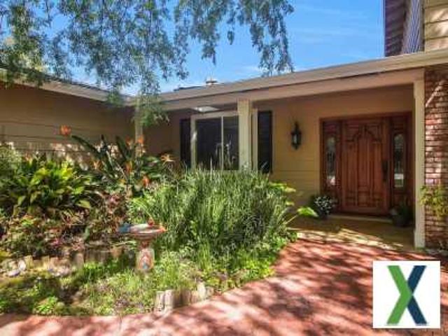 3 bd, 3 ba, 1652 sqft Townhome for rent Saratoga, California