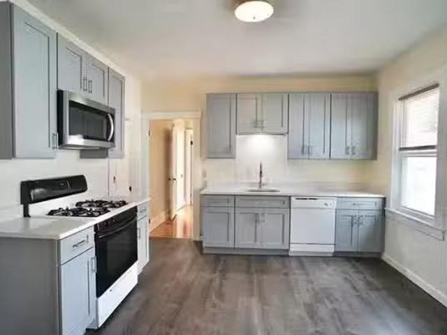 5 Beacon St, 2, Quincy, MA 02169