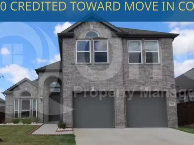 5 Bed/3 Bath 2665 Sq Ft 1922 Huron Drive 1922 Huron Dr