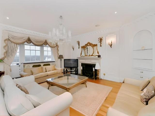 5 Bed 3 Bath, Flat 58, Abbey Lodge
