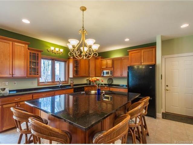 5 Bed 3 Bath House 12 HEATHER HL for sale in Barkhamsted, Connecticut