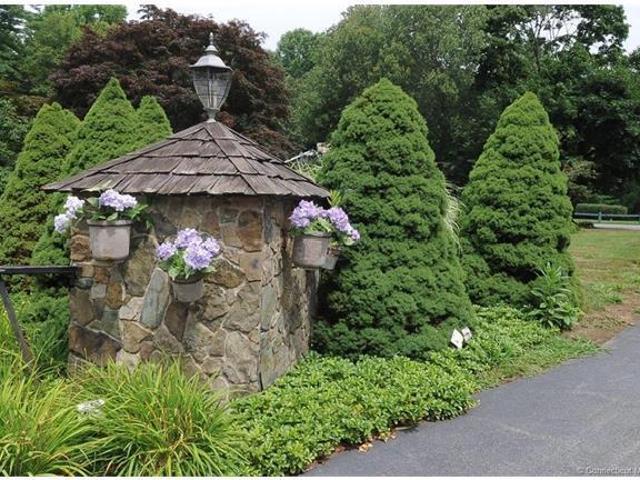 5 Bed 3 Bath House 35 FLAX MILL TER for sale in Milford, Connecticut