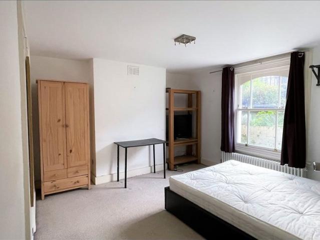 5 Bed Terraced House, Albyn Road, SE8