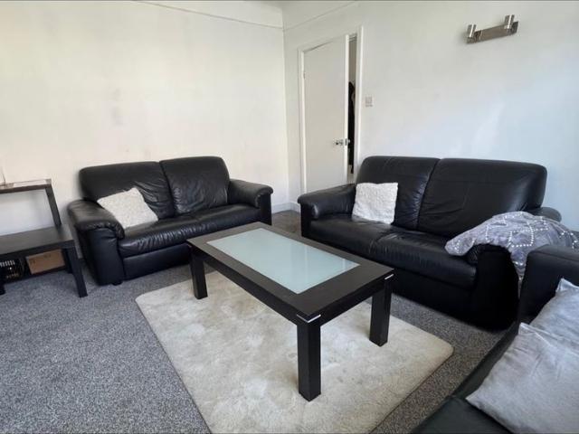 5 Bed Terraced House, Brentry Road, BS16