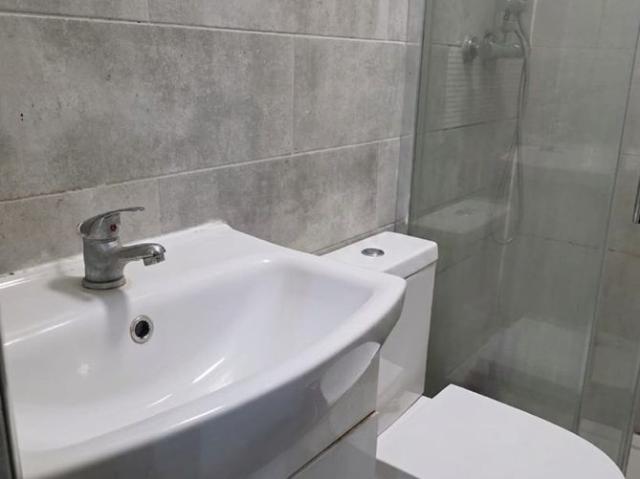 5 Bed Terraced House, Grove Road, E17