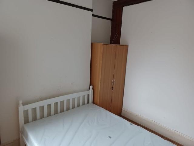 5 Bed Terraced House, Ham Park Road, E15