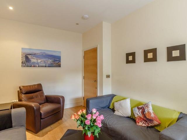 5 Bed Terraced House, Marcia Road, SE1