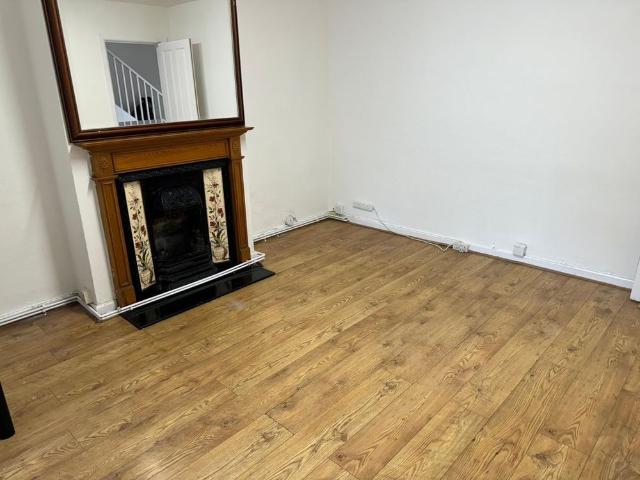 5 Bed Terraced House, Olive Road, W5