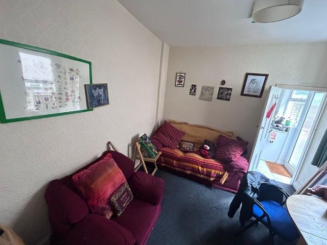 5 Bed Terraced House, Stanbury Avenue, BS16