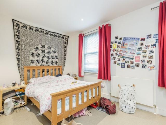 5 bed town house on Marcia Road SE1 with 2 bath