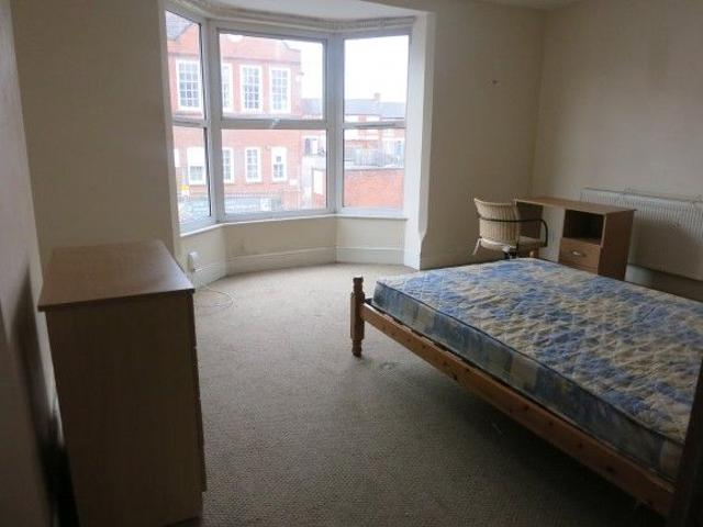 5 Bed Upperton Road, West End, Leicester