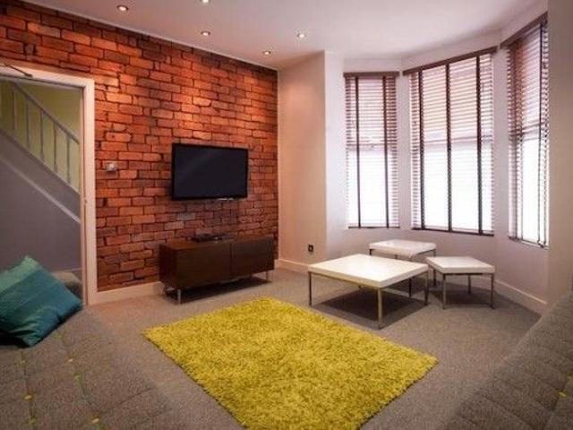 5 Bed Ash Road, Headingley, Leeds