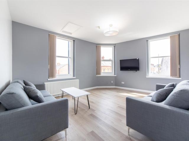5 bed apartment to rent in Heaton Road, Newcastle Upon Tyne, NE6