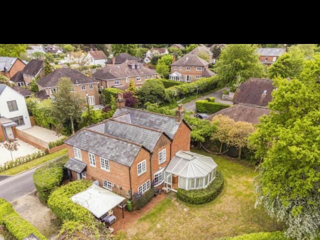 5 bed character cottage