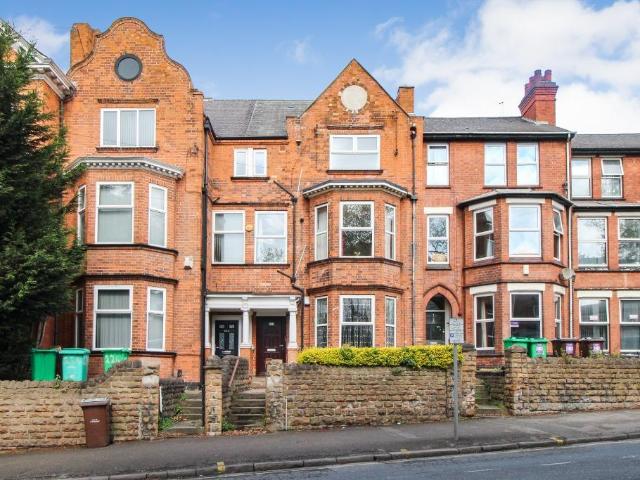 5 Bed Derby Road, Nottingham NG7 5 bed terraced house to rent £1,841 pcm £425 pw