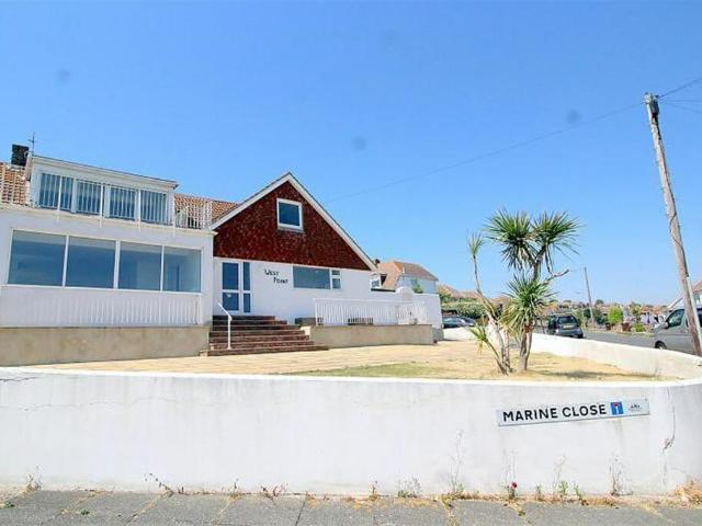 5 bed Detached to rent in Rottingdean East Sussex, BN2, from Premier Lets & Sales Sussex Coast. 33796