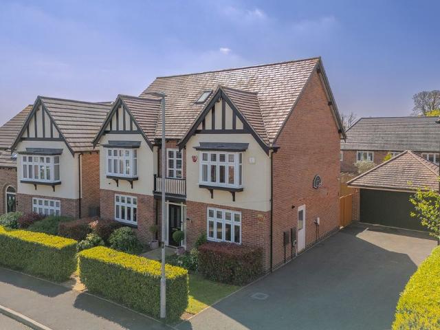 5 bed detached house to rent in May Close, Great Glen, Leicester