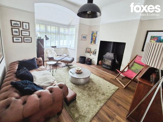5 bed detached house to rent in Queens Park South Drive, Bournemouth, Dorset, BH8 9BH