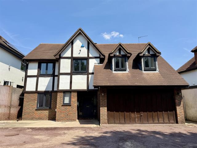 5 bed detached house to rent in watford way, london, nw7