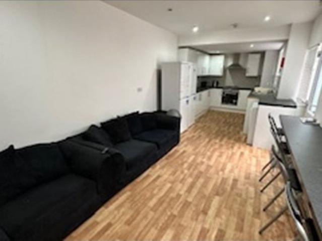 5 Bed End Terrace, Terry Road, CV1