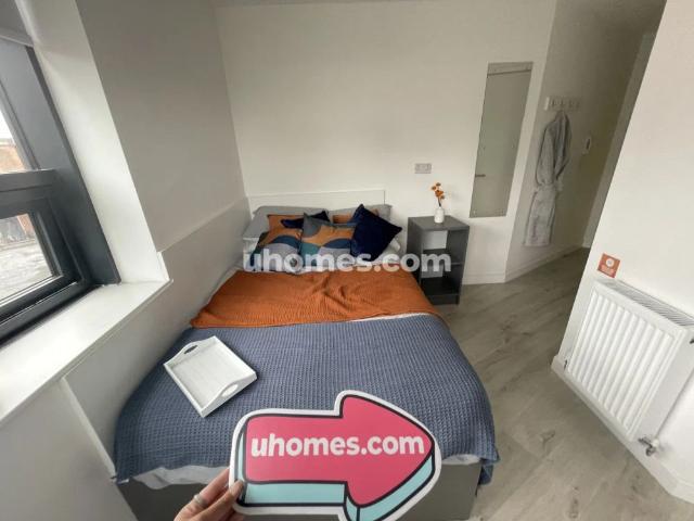 5 Bed Cluster En suite