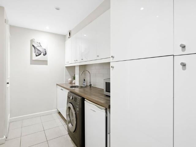 5 Bed Flat, Blyth's Wharf, E14