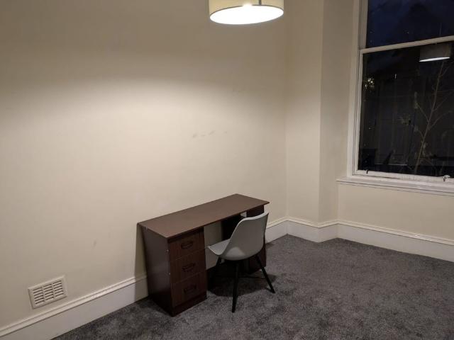 5 Bed Flat, Sauchiehall Street, G2