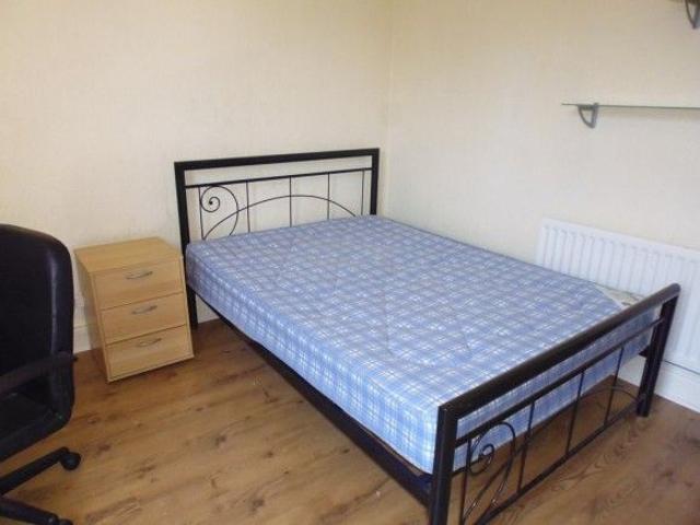 5 Bed Grimthorpe Place, Headingley, Ls6