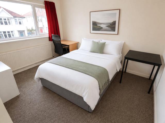 5 Bed house to rent